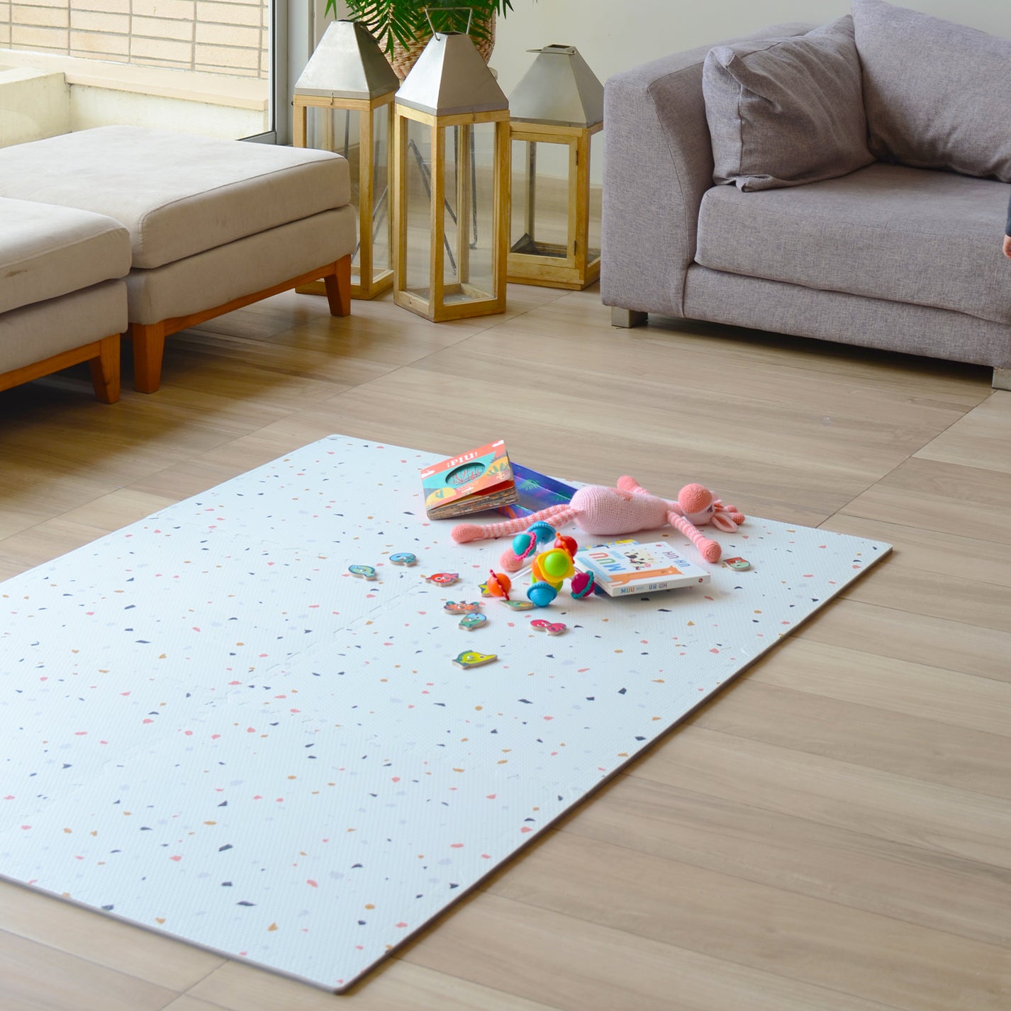 TATAMI GOMA DE EVA 600*600*12mm MEMPHIS WHITE – Babytatami